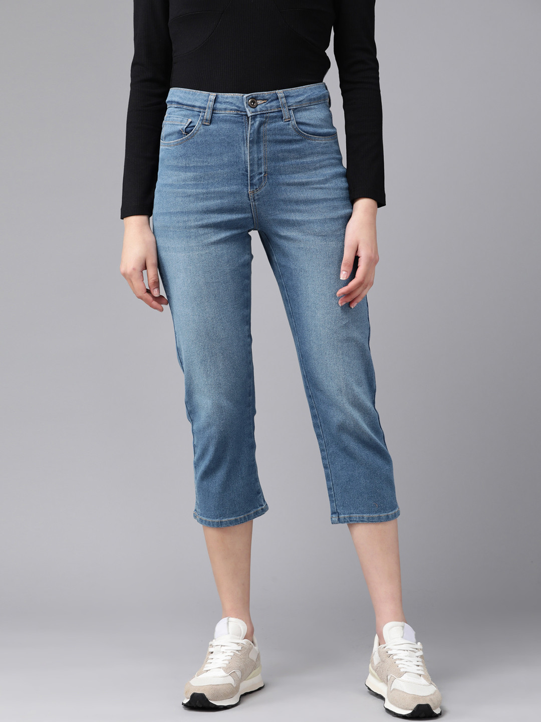 Buy Roadster Women Blue Denim Capris - Capris for Women 21170074 | Myntra