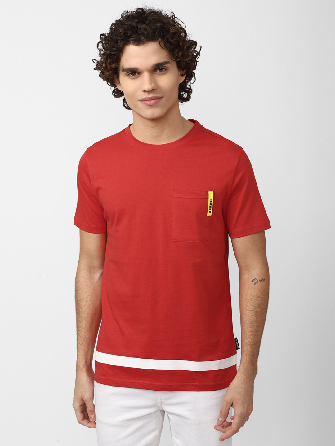 Buy FOREVER 21 Men Red T Shirt - Tshirts for Men 21174740 | Myntra