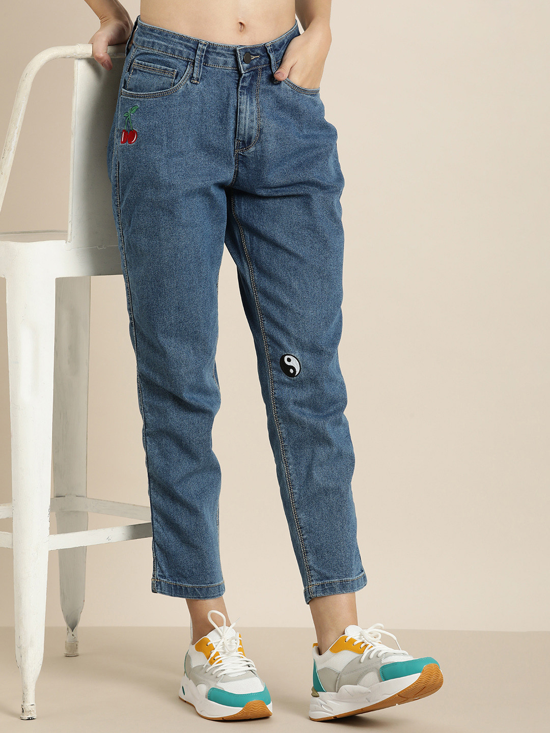 Buy Moda Rapido Women Mom Fit High Rise Light Fade Embroidered ...