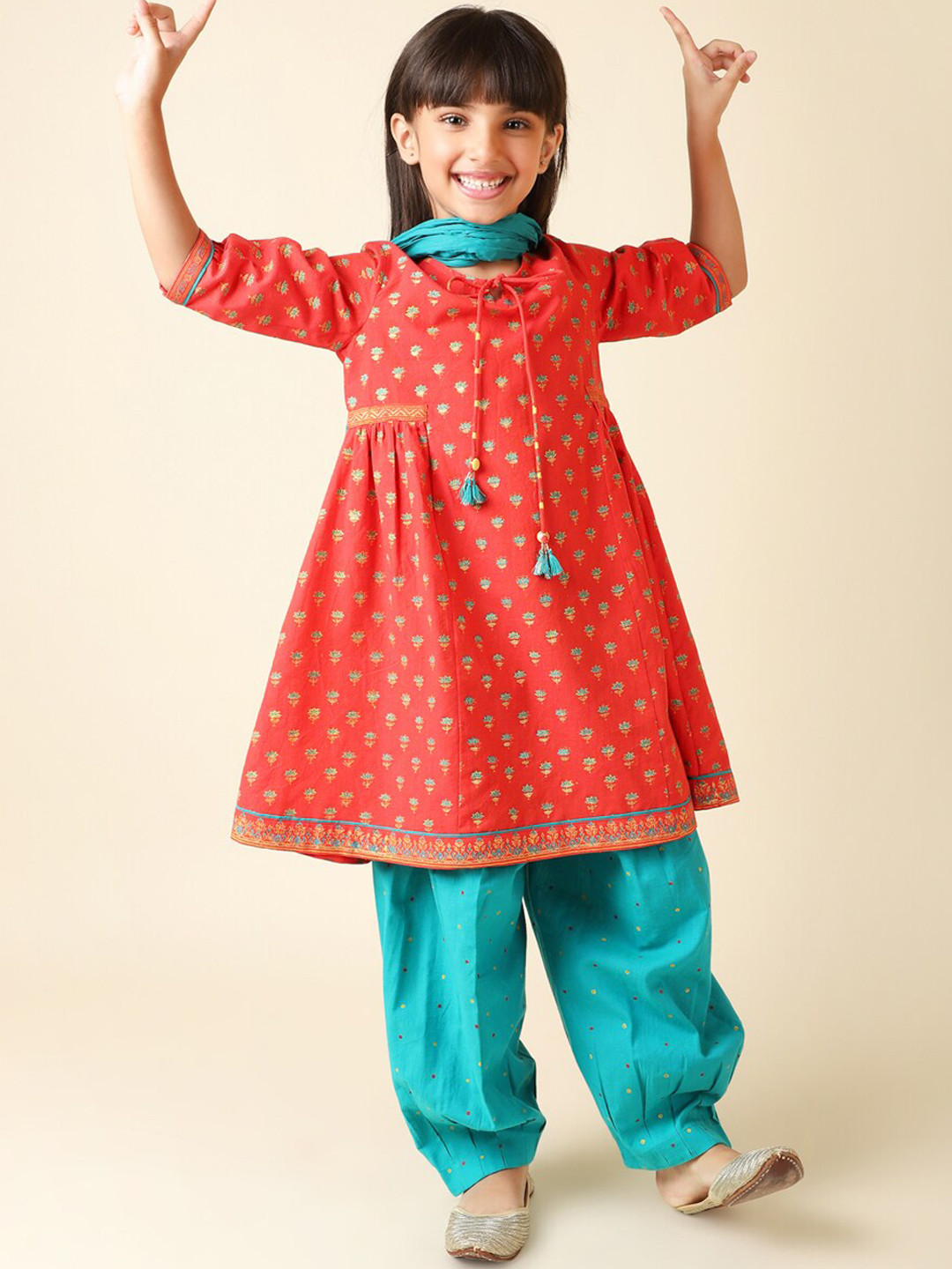 Buy Fabindia Girls Floral Printed Pure Cotton Kurta With Salwar & With ...