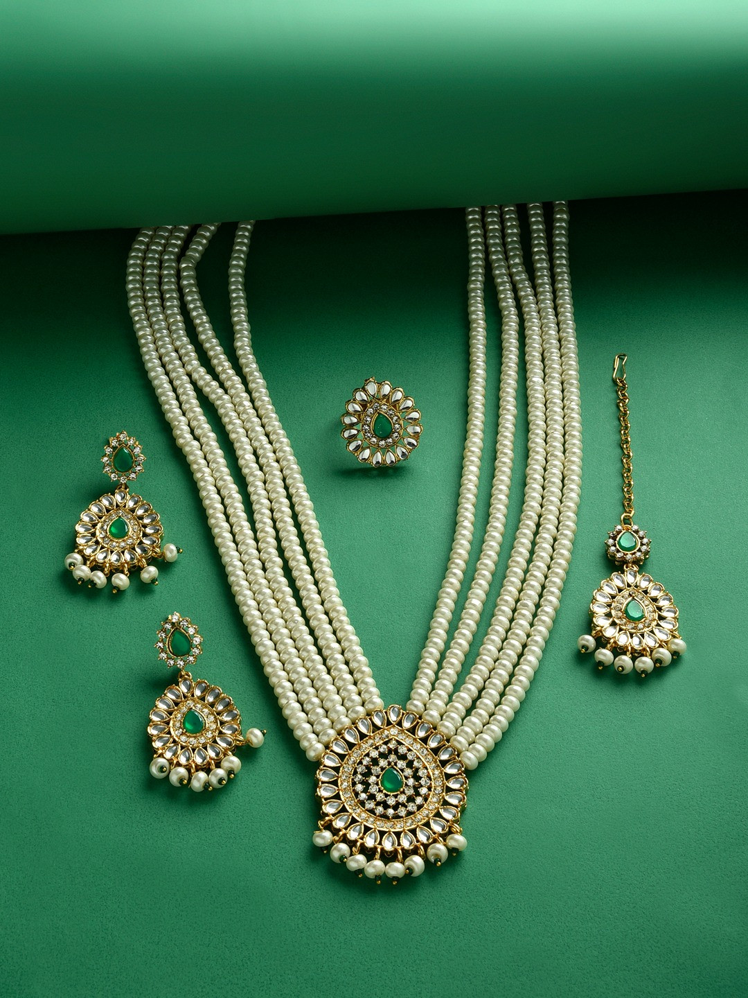 Buy Zaveri Pearls Gold Plated Kundan Studded & Pearl Beaded Jewellery ...