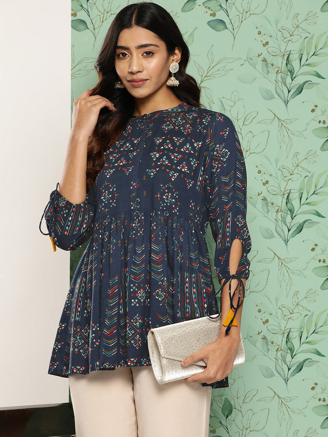 Buy Libas Geometric Printed Kurti - Kurtis for Women 21325356 | Myntra