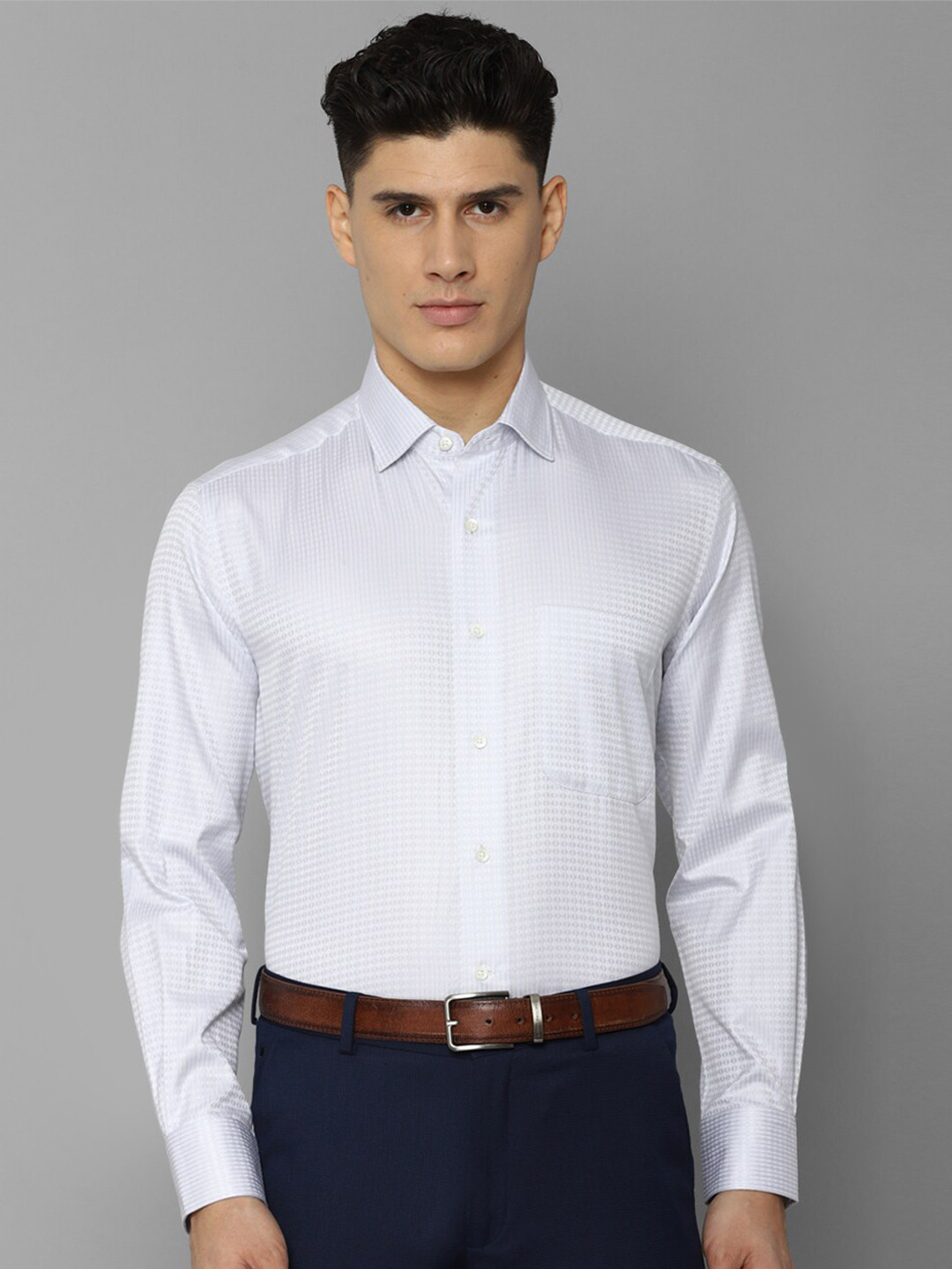 Buy Luxure By Louis Philippe Men Striped Slim Fit Formal Cotton Shirt ...