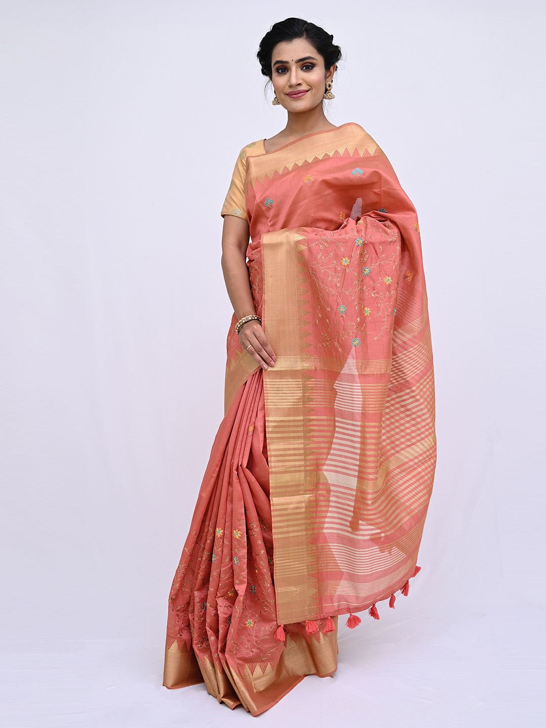 Buy KAJREE Floral Embroidered Zari Pure Linen Tussar Saree - Sarees for ...