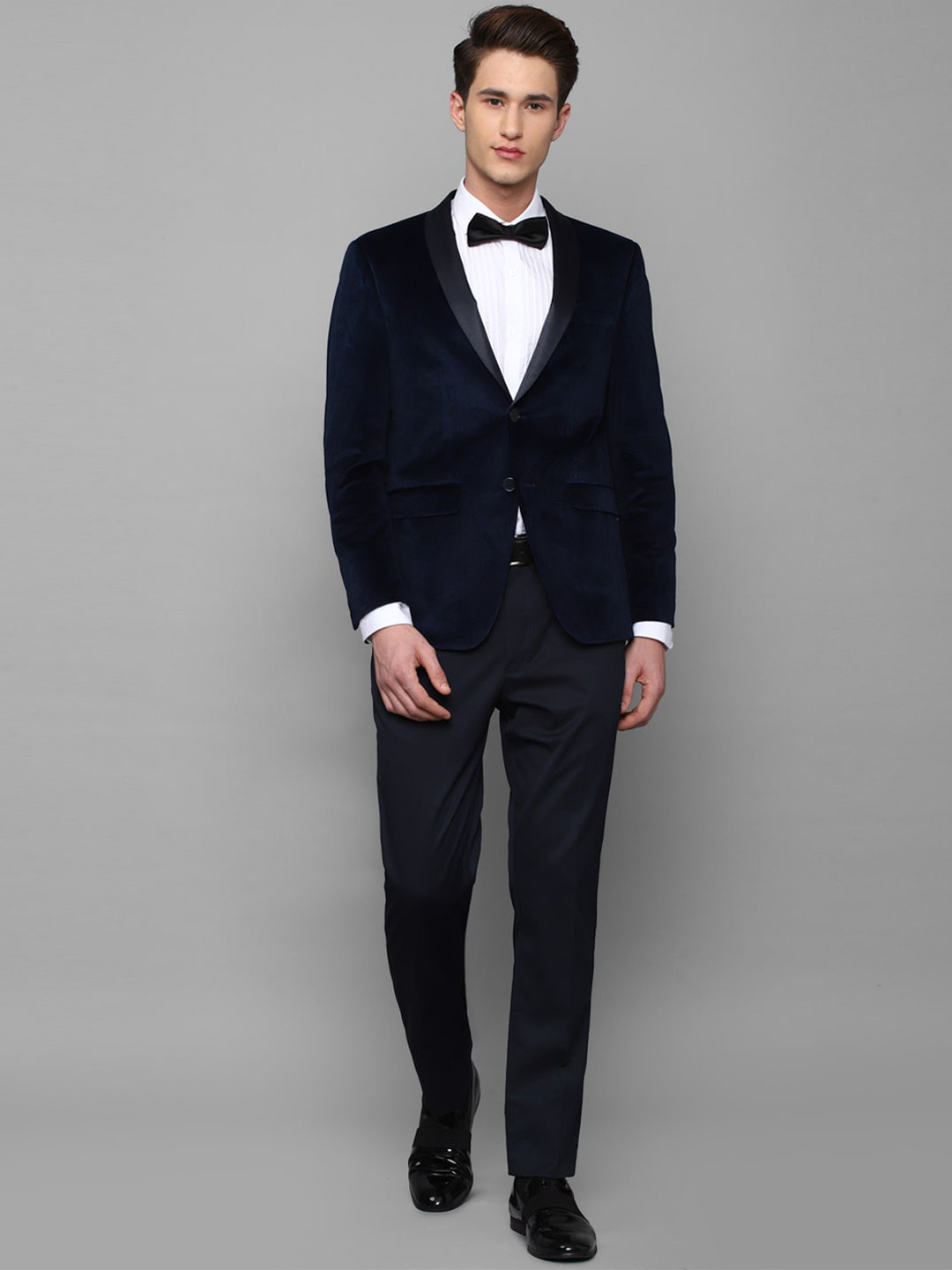 Buy Allen Solly Men Self Design Two Piece Slim Fit Single Breasted ...