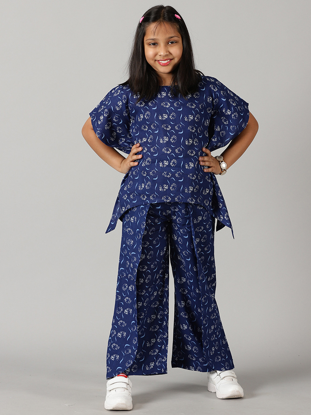 Buy KiddoPanti Girls Printed Round Neck Clothing Set - Clothing Set for ...