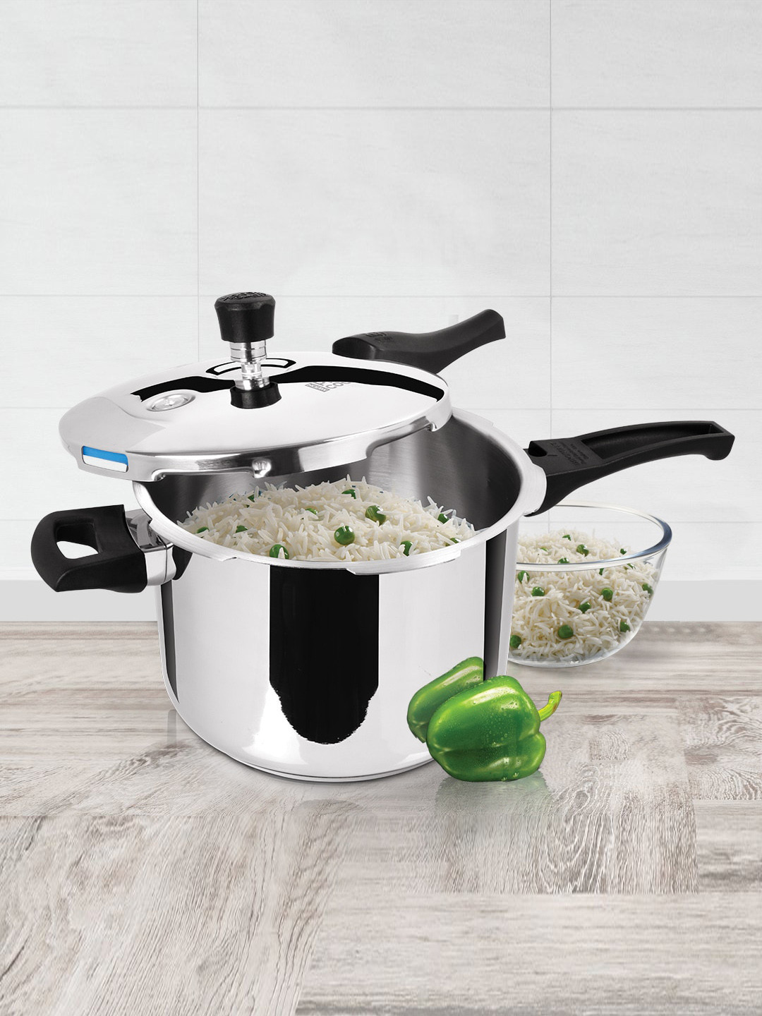 Buy Milton Pro Cook Sandwich Bottom Stainless Steel Pressure Cooker ...