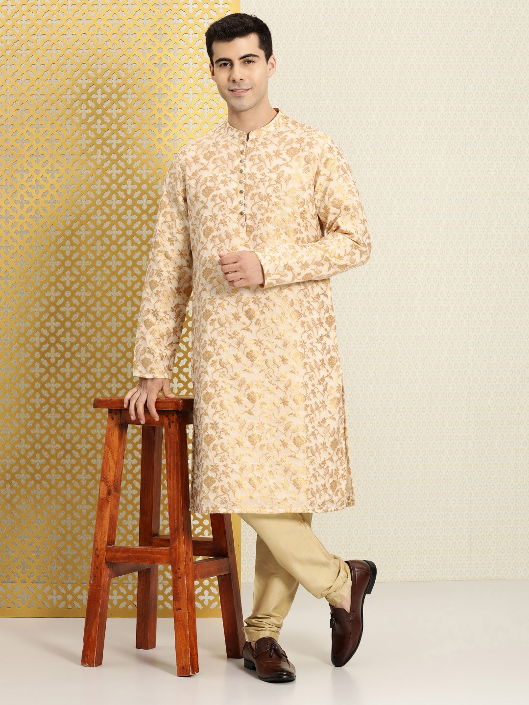 Buy House Of Pataudi Jashn Floral Kurta - Kurtas for Men 21422324 | Myntra