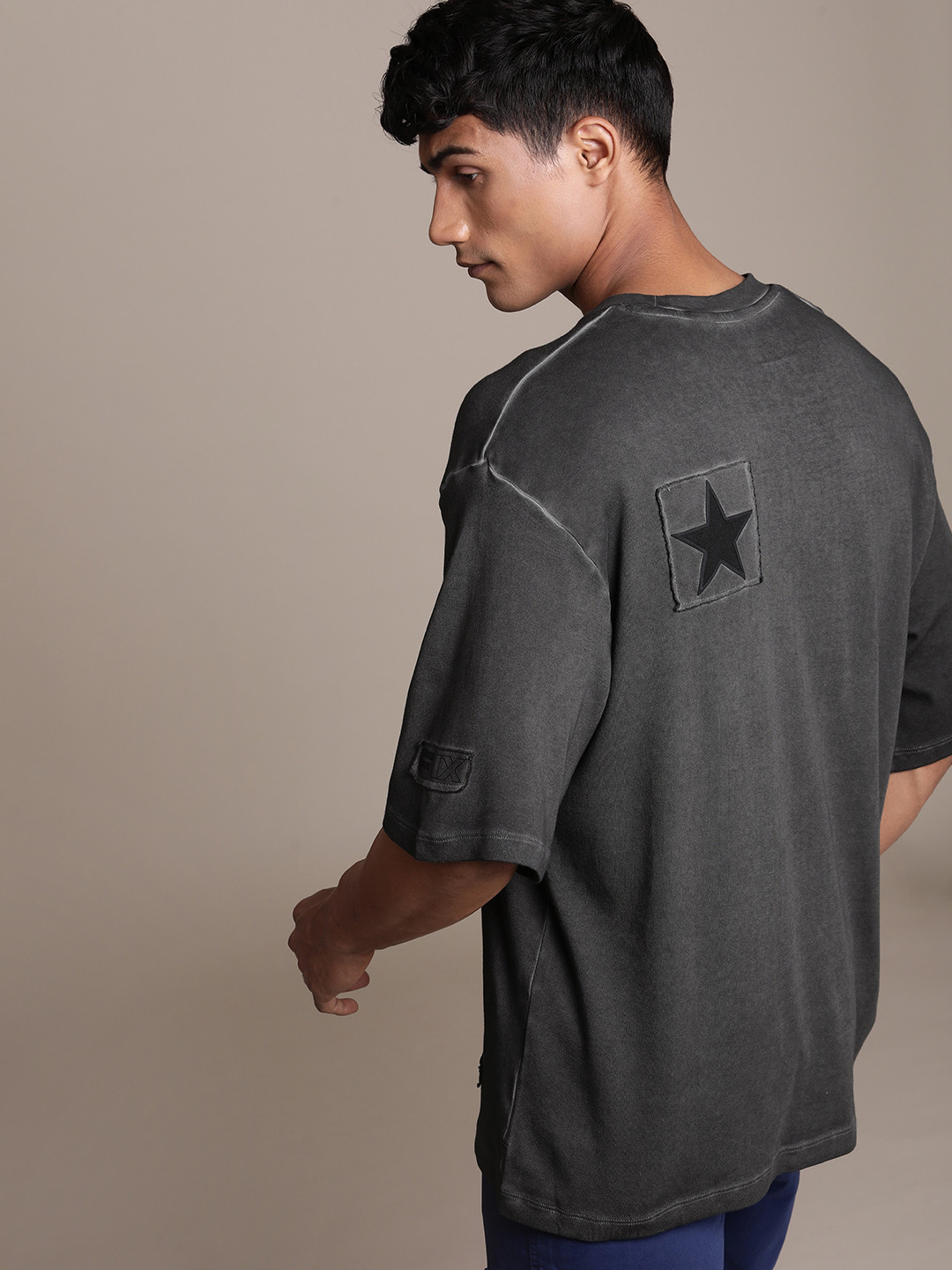 Buy FORCE IX Men Brand Logo Printed Oversized Drop Shoulder Sleeves ...