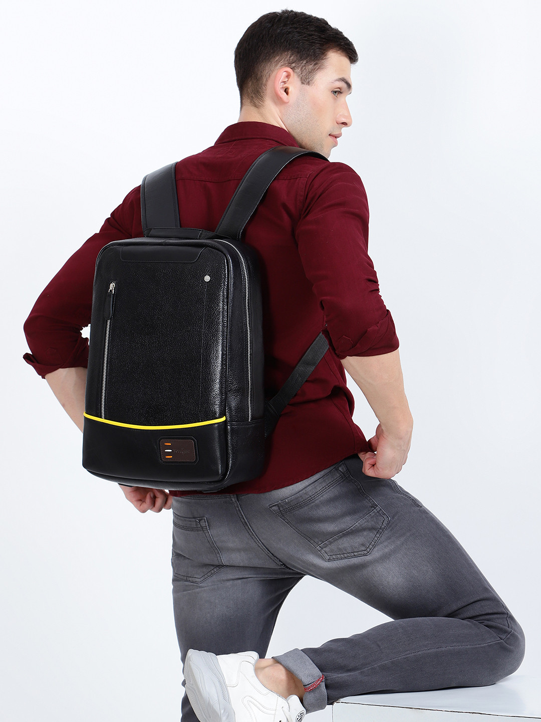 Buy Tortoise Roberto Unisex Genuine Leather Backpack - Backpacks for Men 21472288 | Myntra