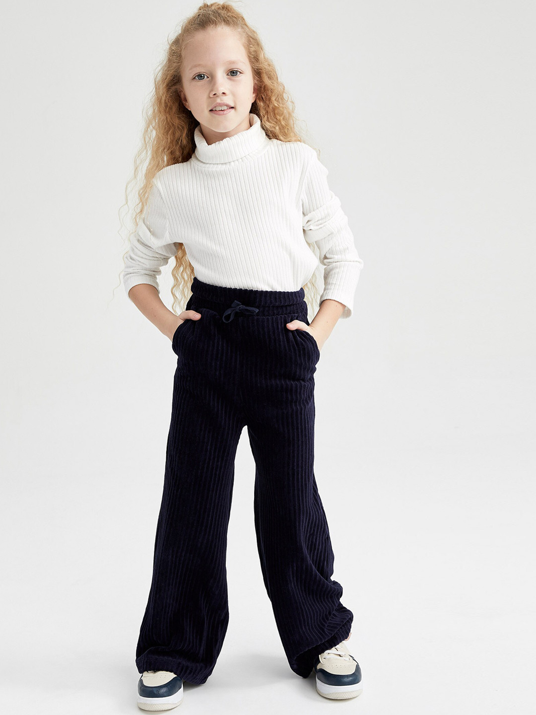 Buy DeFacto Girls Mid Rise Straight Fit Trousers - Trousers for Girls ...