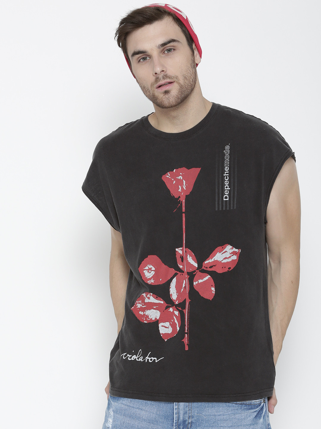 Buy FOREVER 21 Men Black Printed Round Neck Pure Cotton T Shirt ...