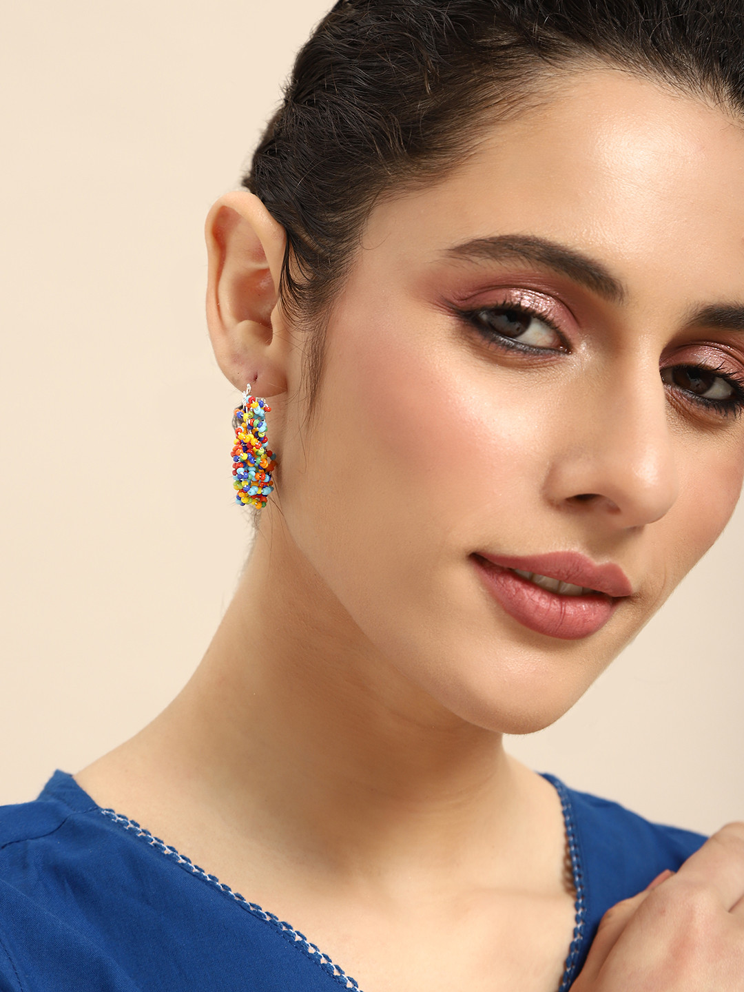 Buy Anouk Beaded Oval Hoop Earrings - Earrings for Women 21502144 | Myntra