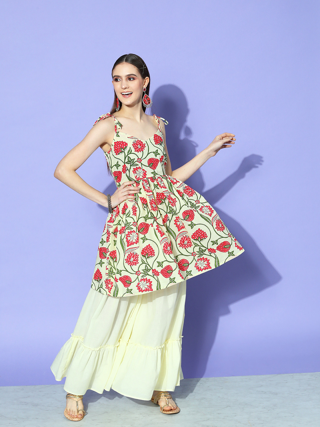 Buy InWeave Women Petite White Phool Baagicha Printed Pure Cotton Kurta With Sharara Set - Kurta ...