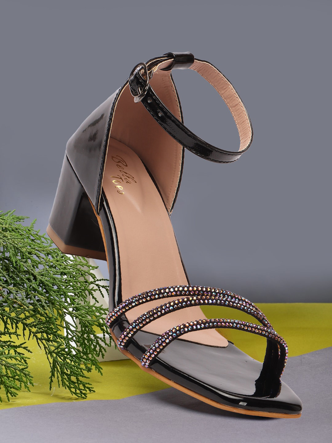 Buy Bella Toes Embellished Block Heels - Heels for Women 21663286 | Myntra