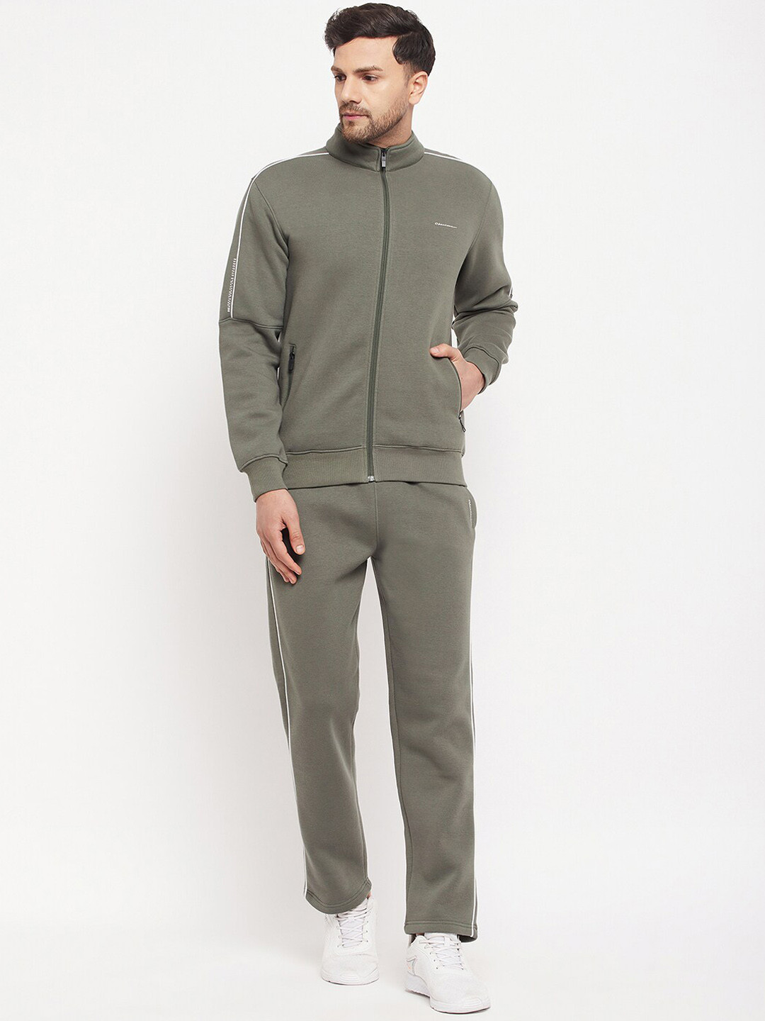 Buy Okane Men Green Tracksuits - Tracksuits for Men 21696622 | Myntra