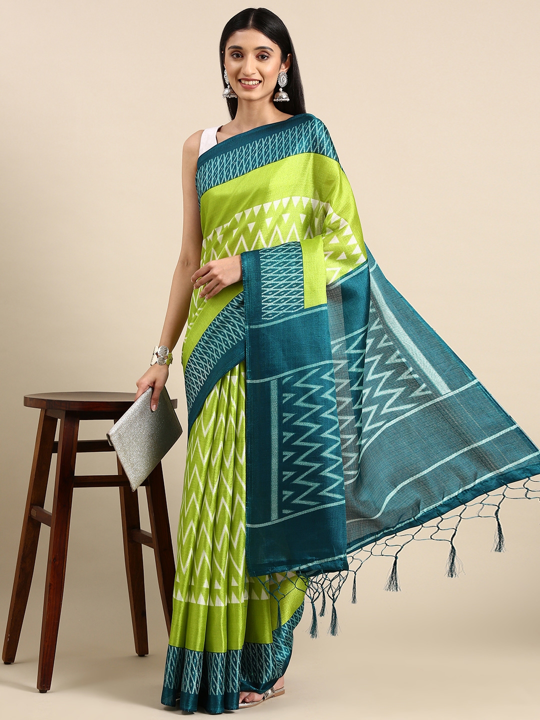 Buy Anouk Geometric Print Saree - Sarees for Women 21713442 | Myntra Buy Anouk Geometric Print Saree - Sarees for Women 21713442 | Myntra