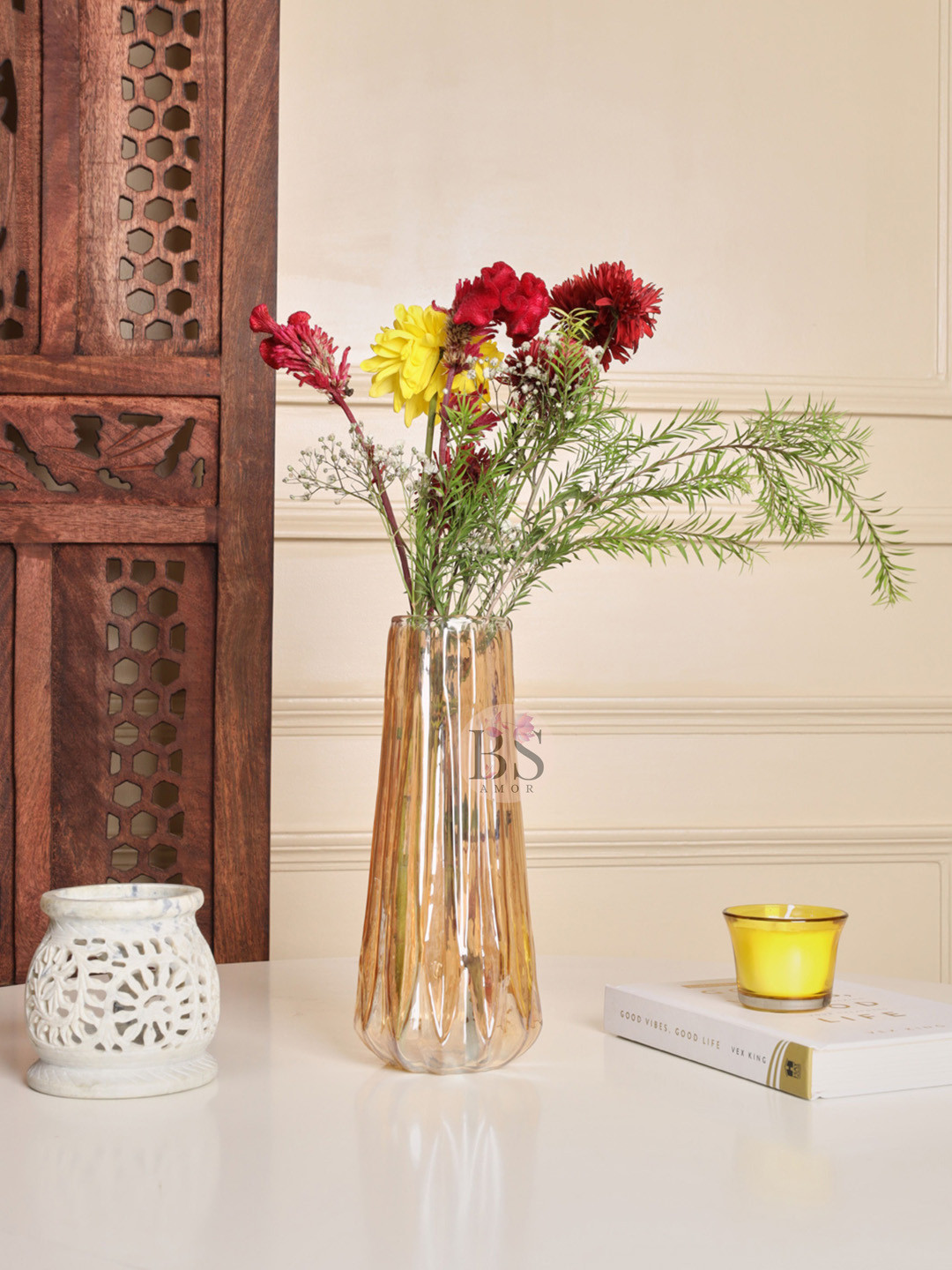 Buy BS AMOR Beige Textured Diamond Facet Vertical Lines Shaped Glass ...