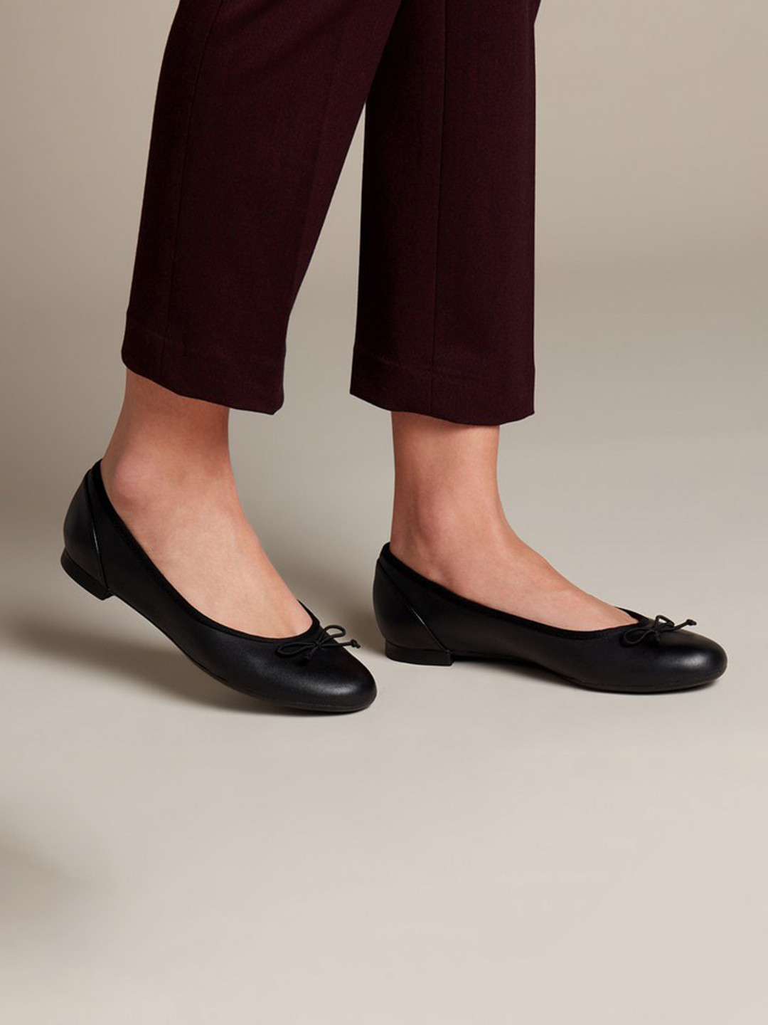 Buy Clarks Bow Embellished Leather Ballerinas - Flats for Women ...