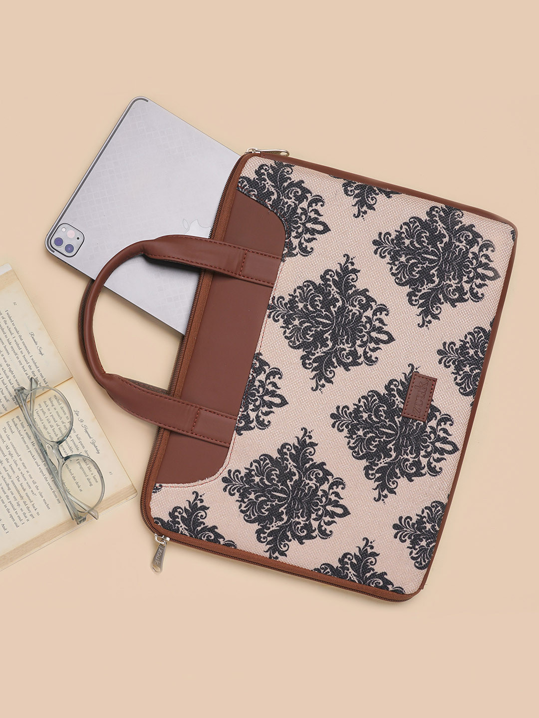 Buy ZOUK Women Beige & Black Printed Jute Laptop Sleeve - Laptop Bag ...