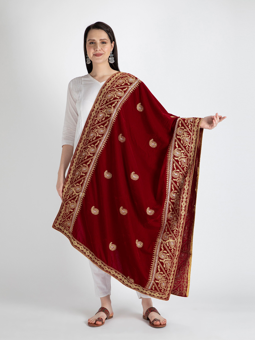 Buy Moda Chales Ethnic Embroidered Velvet Dupatta With Zari Details ...