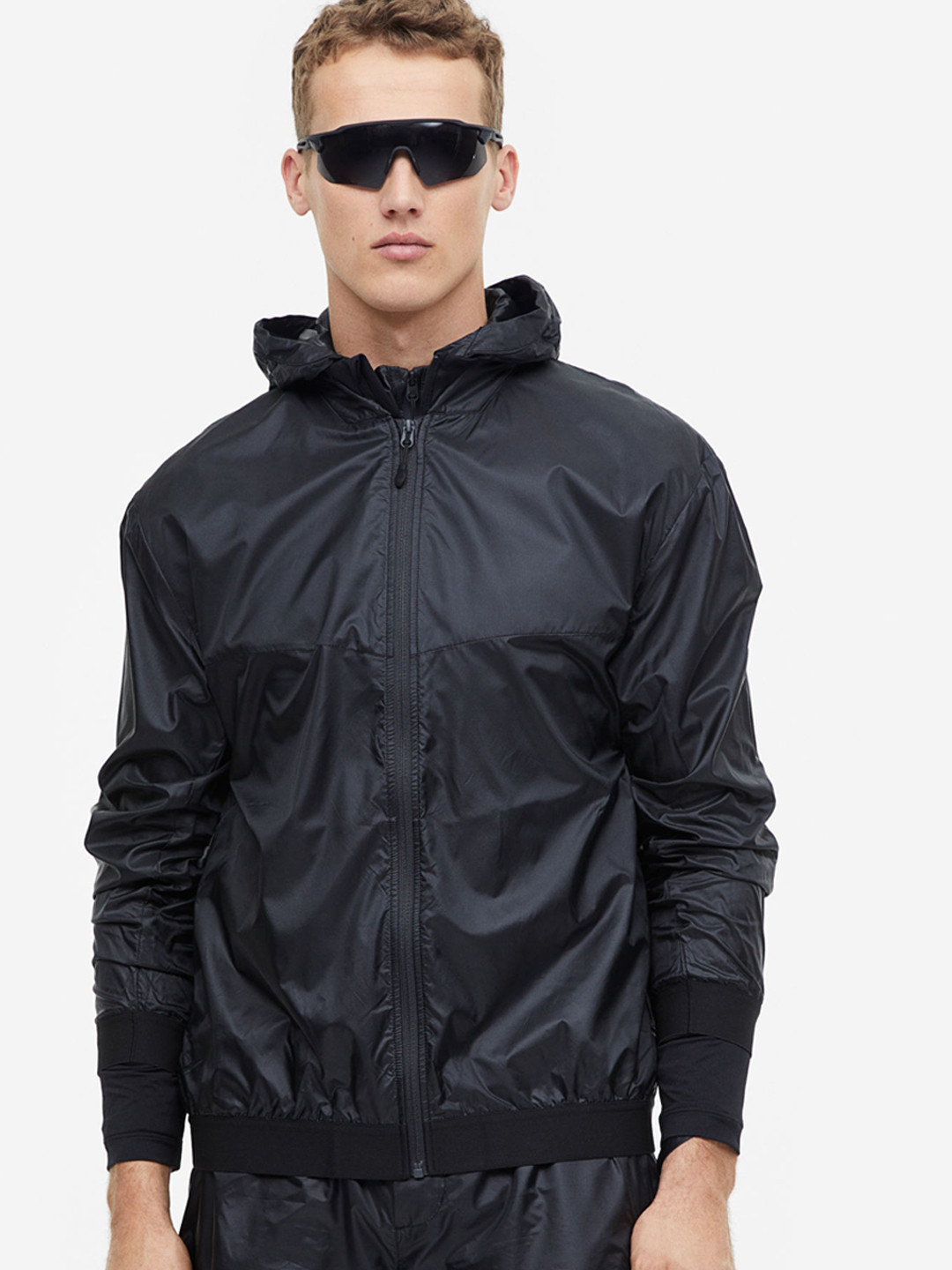Buy H&M Men Lightweight Running Jacket - Jackets for Men 21813532 | Myntra