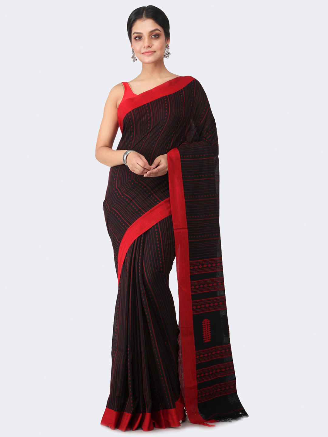 Buy PinkLoom Geometric Woven Design Pure Cotton Saree - Sarees for ...