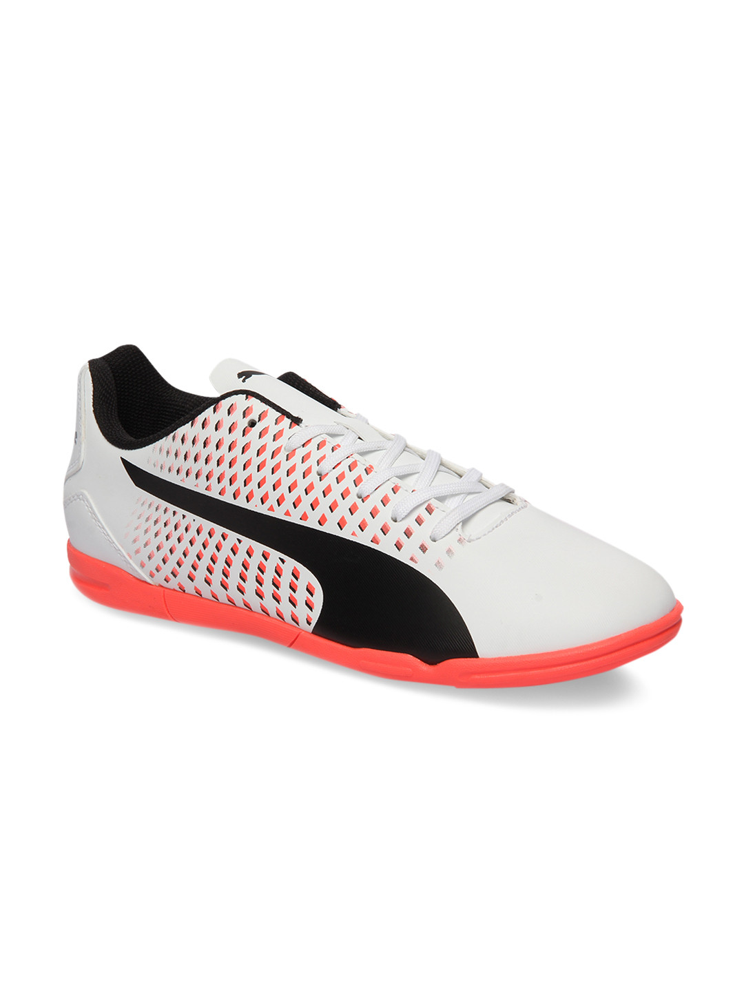 Buy Puma Men White Football Shoes - Sports Shoes for Men 2186034 | Myntra