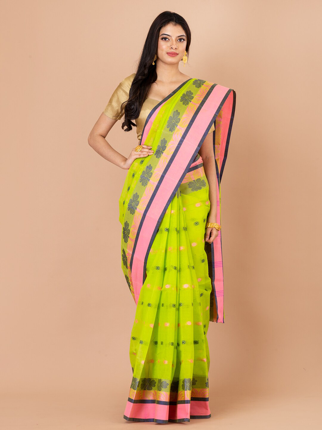 Buy Laa Calcutta Floral Motif Woven Design Pure Cotton Taant Saree ...
