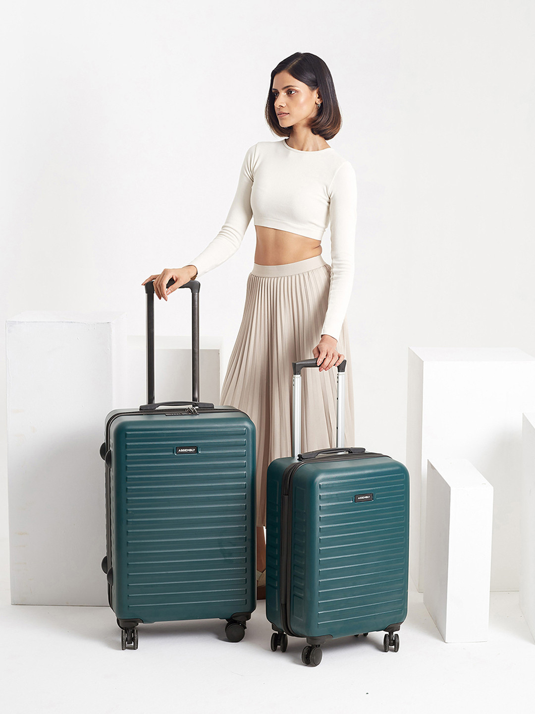 Buy Assembly Set Of 2 Textured Hard Cabin Sized Medium Sized Trolley ...