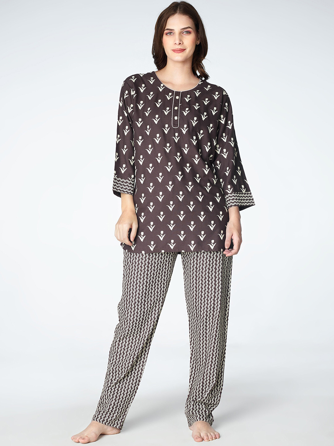 Buy Zeyo Floral Printed Night Suit - Night Suits for Women 21943350 | Myntra