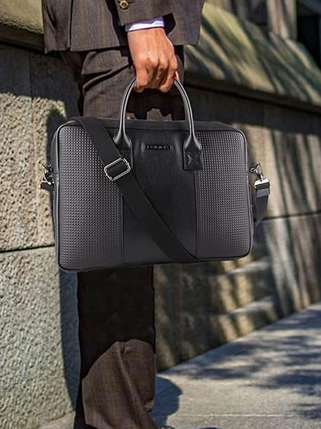 Buy Police Men Textured Laptop Bag - Laptop Bag for Men 21945886 | Myntra