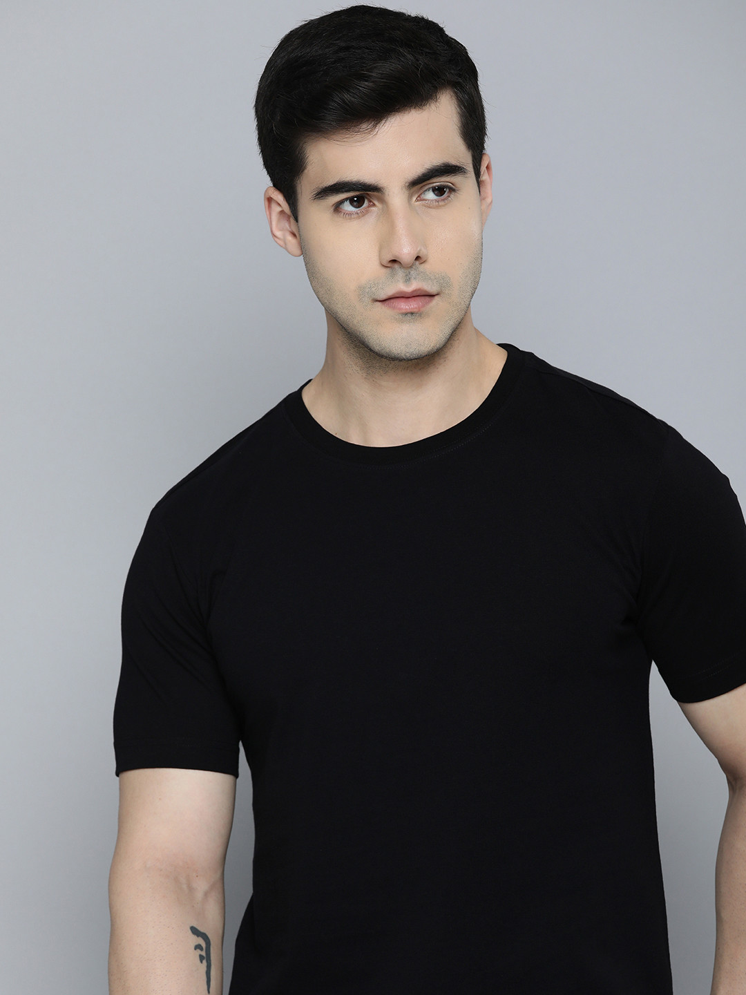 Buy Ether Men Solid T Shirt - Tshirts for Men 21965304 | Myntra