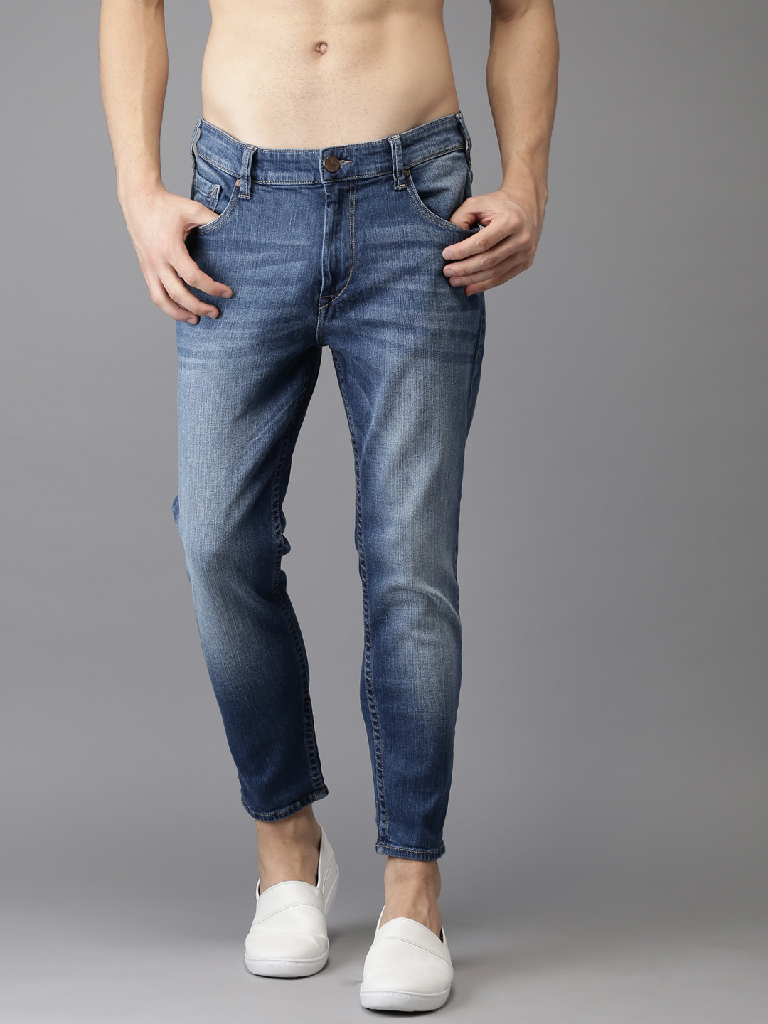 Buy HERE&NOW Men Blue Slim Tapered Fit Cropped Mid Rise Clean Look ...