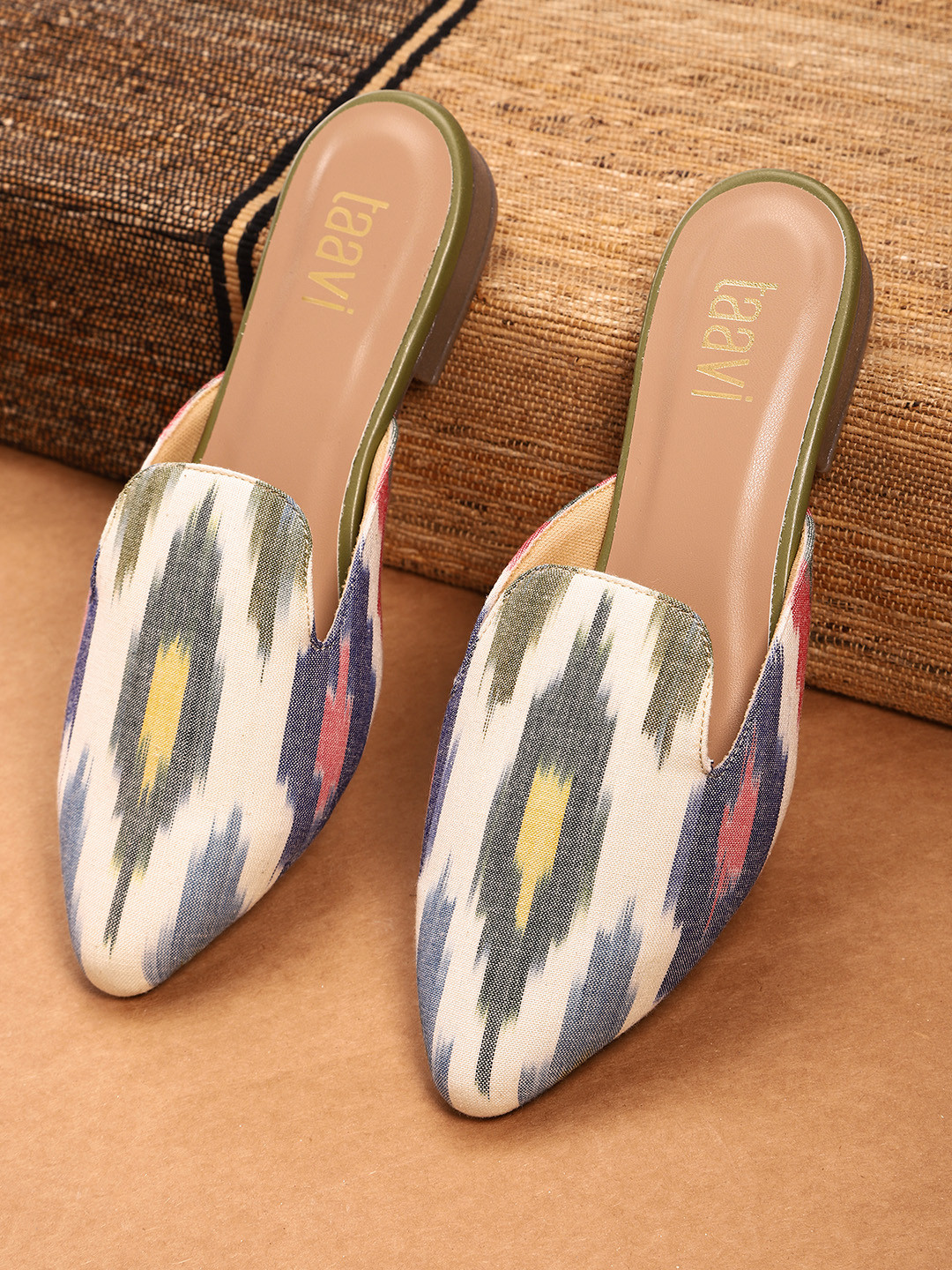 Buy Taavi Women Printed Ethnic Mules - Flats for Women 22022934 | Myntra