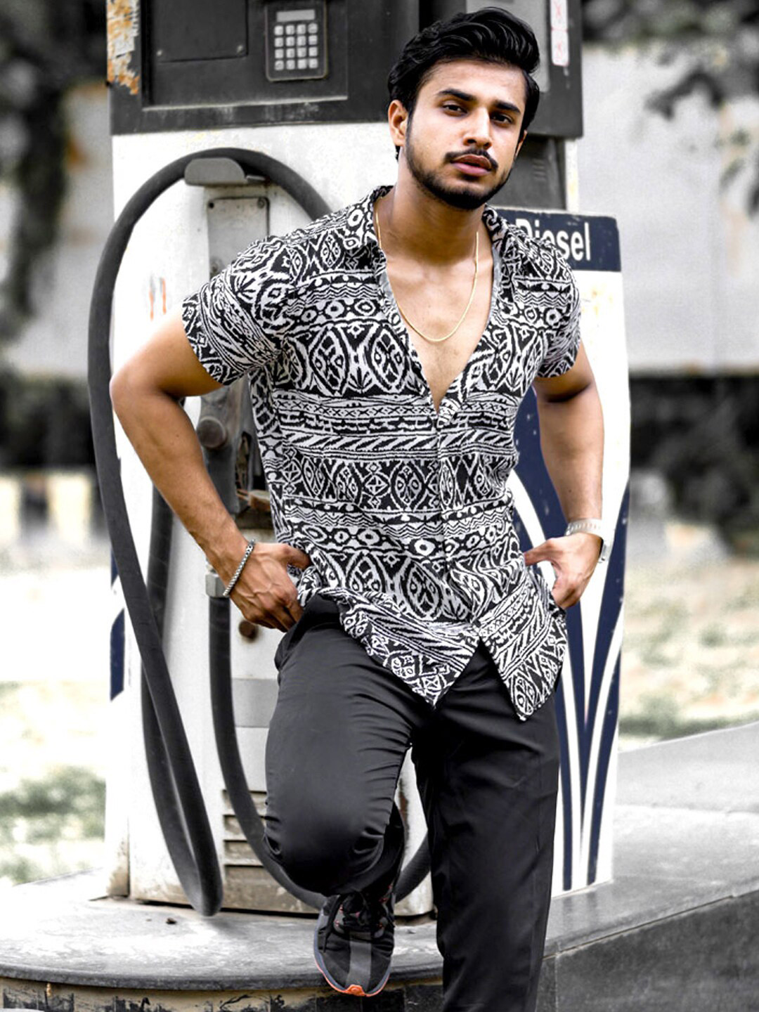 Buy Powerlook Ethnic Motifs Printed Casual Shirt - Shirts for Men ...