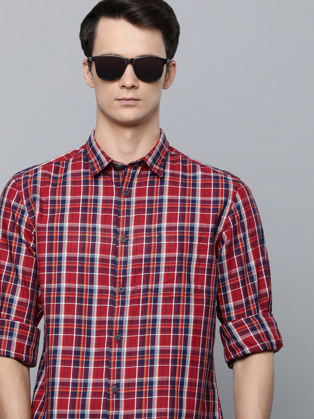 Buy Indian Terrain Men Red Chiseled Slim Fit Tartan Checks Opaque