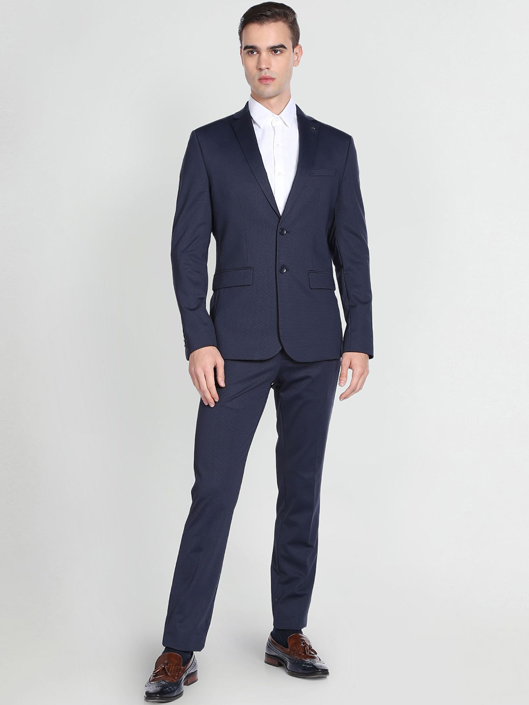 Buy Arrow Men Self Design Single Breasted Slim Fit 2 Piece Formal Suits ...