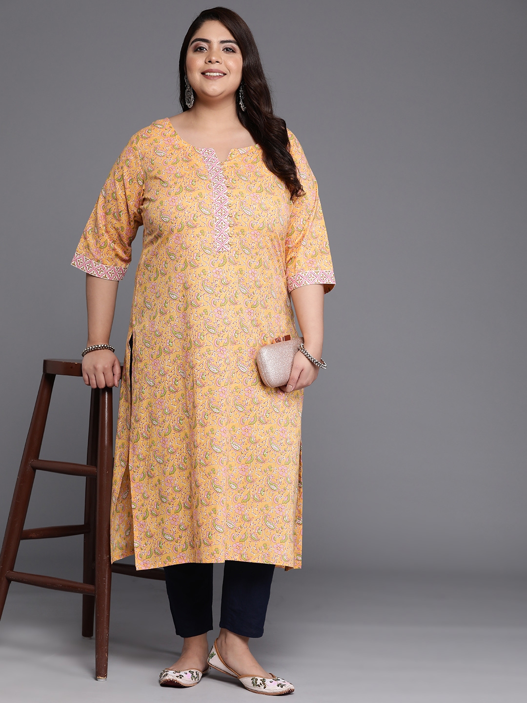 Buy Extra Love By Libas Plus Size Floral Printed Kurta Kurtas For