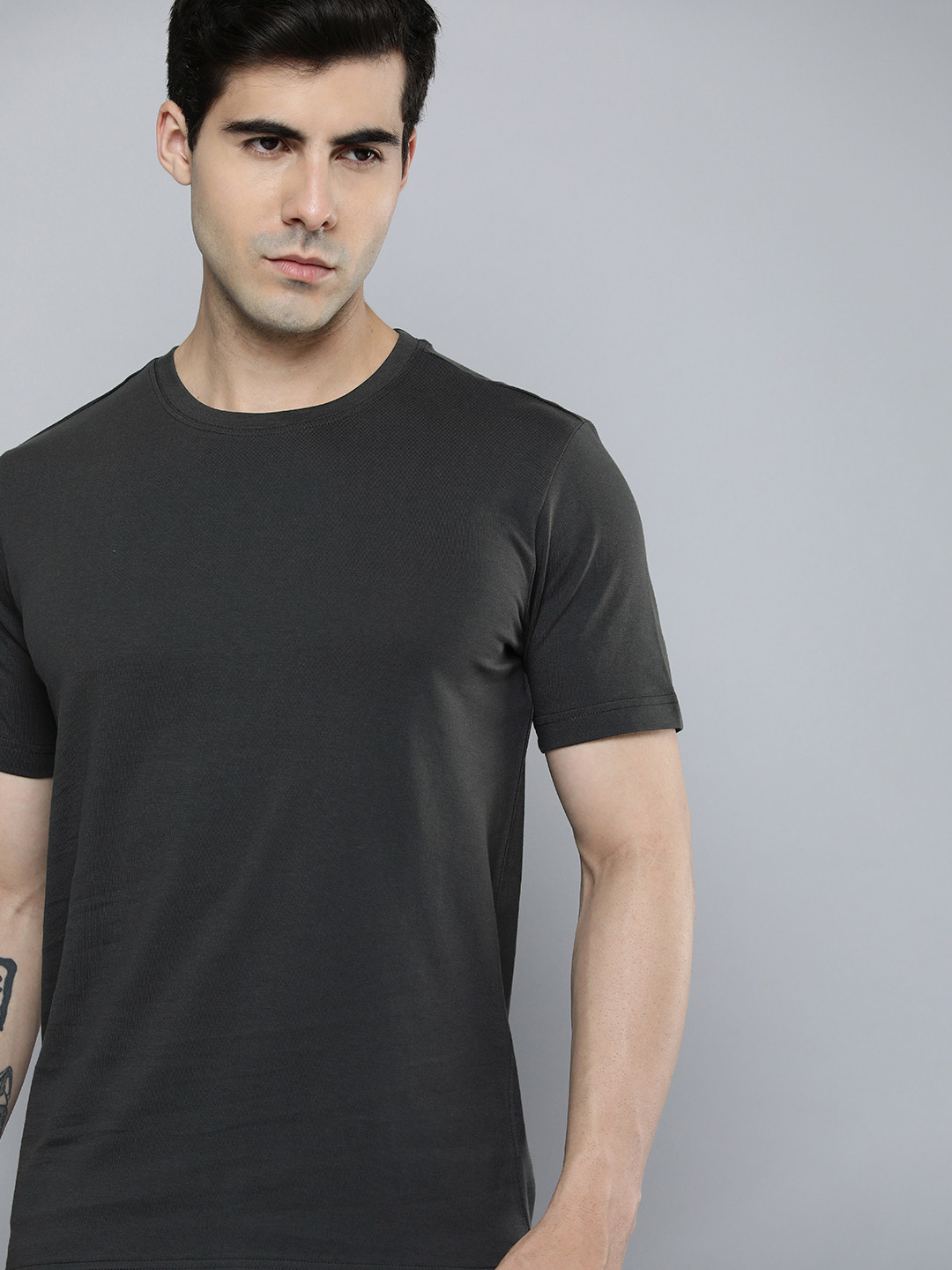Buy Ether Solid T Shirt - Tshirts for Men 22249882 | Myntra