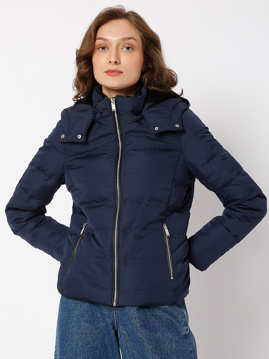 Buy Vero Moda Hooded Puffer Jacket - Jackets for Women 22278348 | Myntra