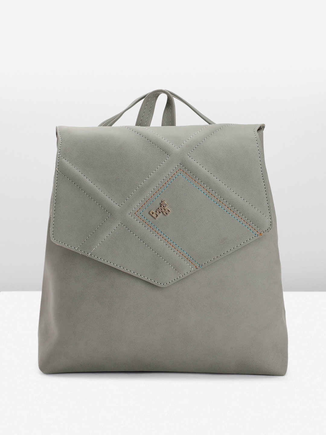 Buy Baggit Women Solid Backpack - Backpacks for Women 22285468 | Myntra