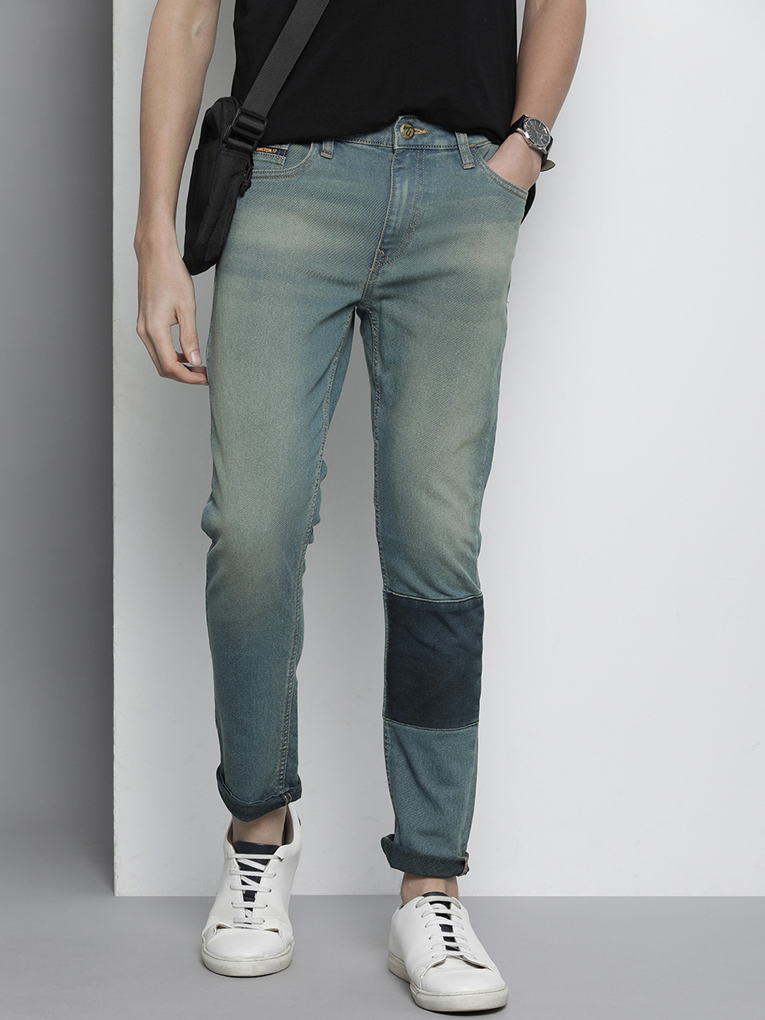 Buy The Indian Garage Co Slim Fit Stretchable Light Fade Coated Jeans ...