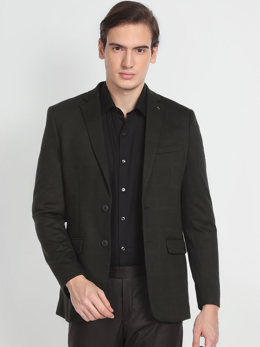 Buy Arrow Zero Calorie Men Notched Lapel Single Breasted Slim Fit ...