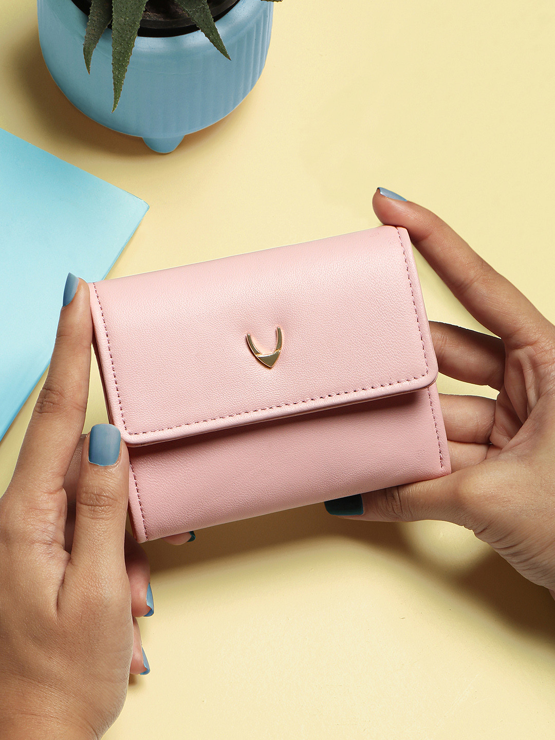 Buy Hidesign Women Leather Three Fold Wallet - Wallets for Women ...