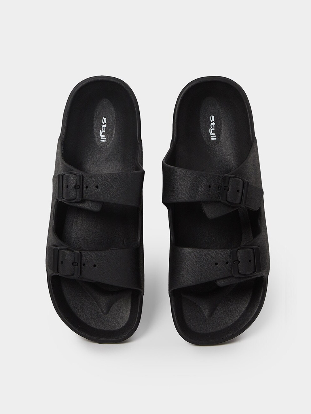 Buy Styli Men Solid Rubber Comfort Sandals With Buckle Detail - Sandals ...
