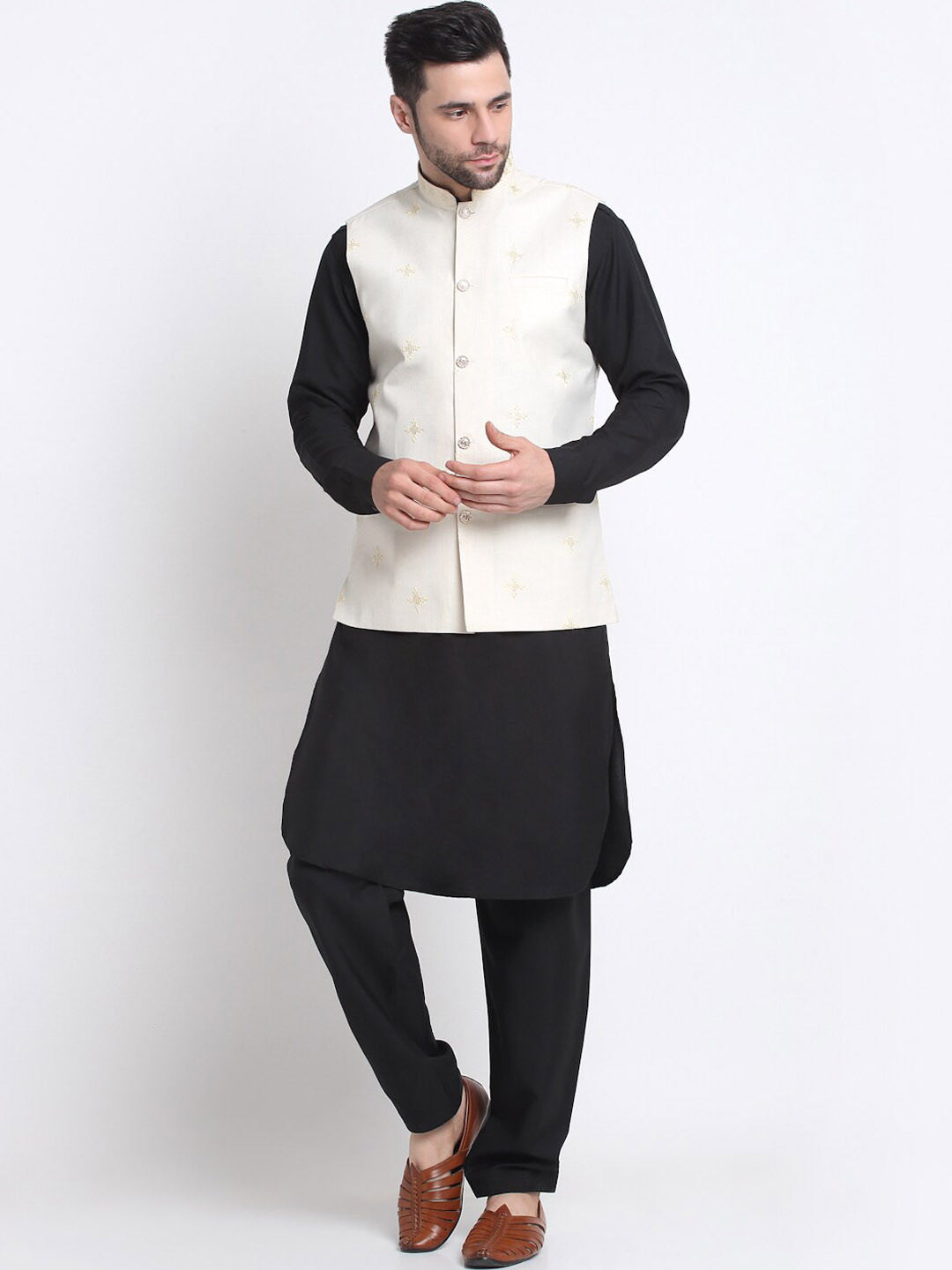 Buy KRAFT INDIA Mandarin Collar Pathani Kurta With Pyjamas & Nehru ...