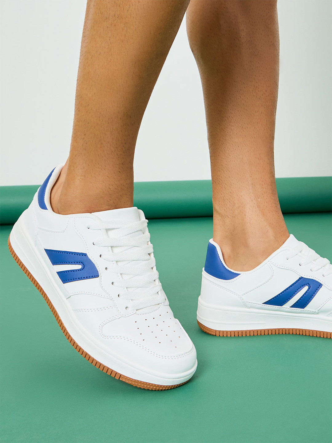 Buy Styli Men Textured Lace Up Sneakers - Casual Shoes for Men 22434862 ...