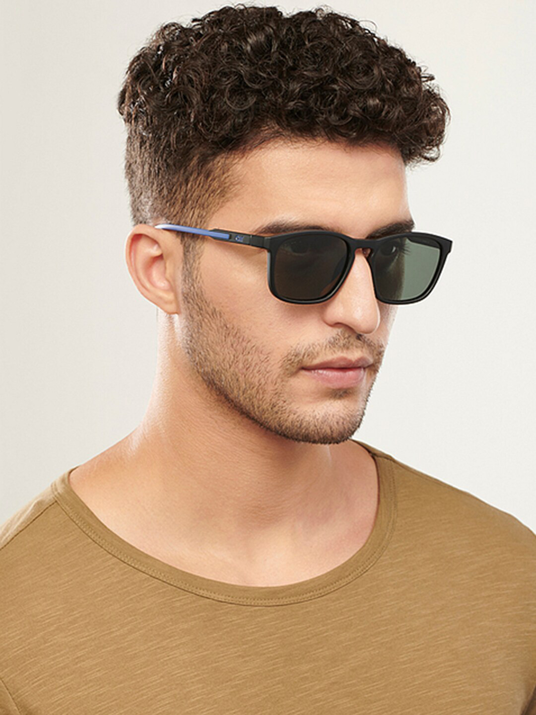 Buy Vincent Chase By Lenskart Lens & Wayfarer Sunglasses With Polarised And UV Protected Lens ...