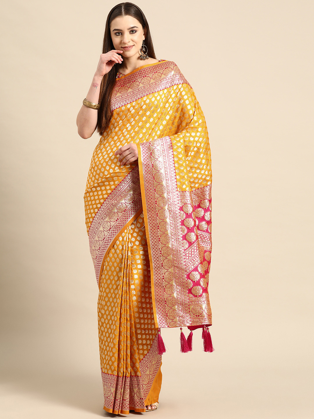 Buy MANOHARI Yellow Woven Design Silk Blend Banarasi Saree - Sarees for ...